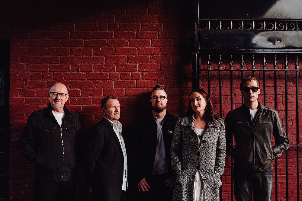 EP 1 - The Magpie Arc - Folk and Tumble